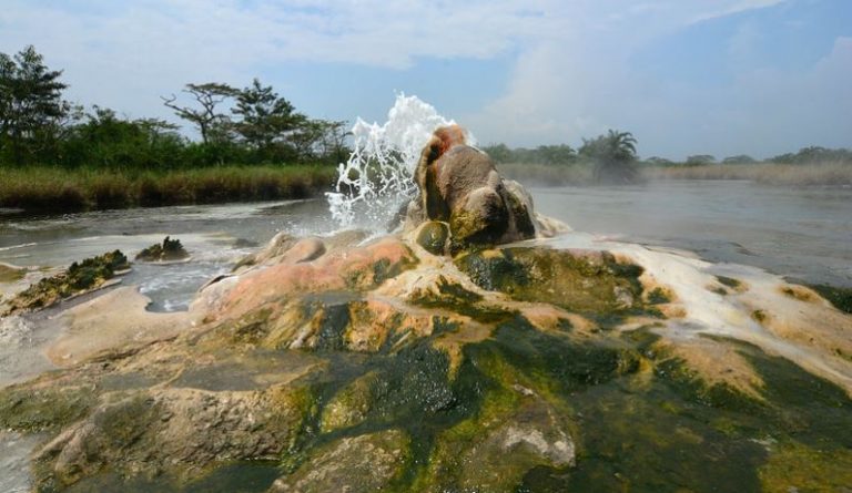 SEMPAYA HOT SPRINGS - The Gorilla Trekking